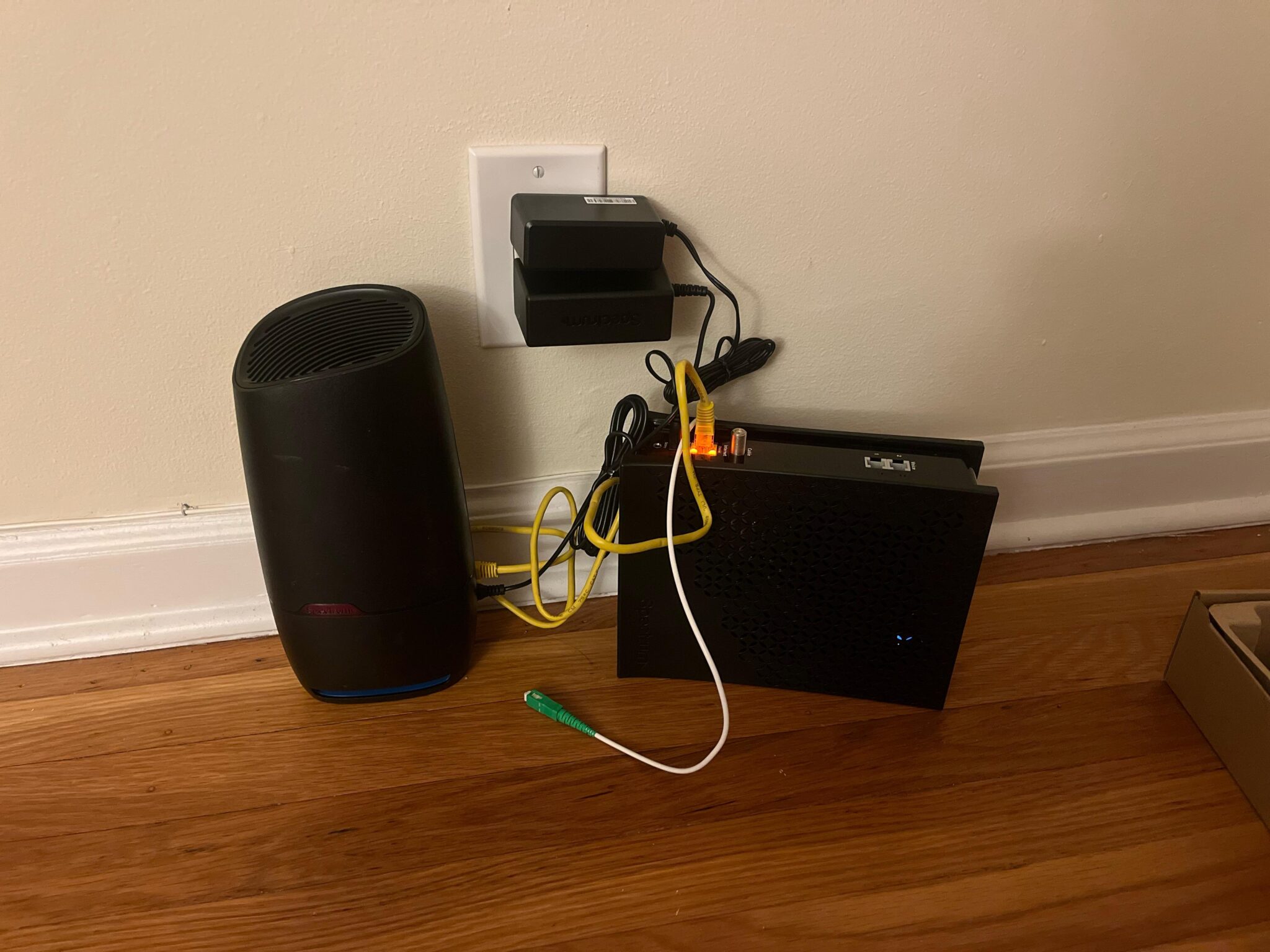 Why Does My Spectrum Router Keep Turning Red : Troubleshooting Tips (2025) Why Does My Spectrum Router Keep Turning Red : Troubleshooting Tips (2025)